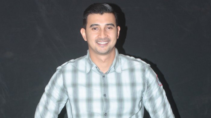 Aktor Ali Syakieb Jadi Duta Merek Produk Kecantikan Maresha ...