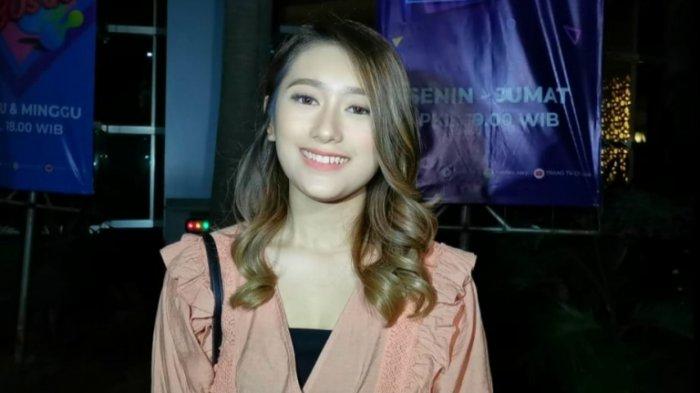 Amanda Caesa Tak Masalah Dijodohkan dengan Dul Jaelani: Dia Baik dan ...