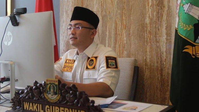 Andika Hazrumy Ingatkan ASN Pemprov Banten Sebagai Pelayan Publik ... Andika Hazrumy Ingatkan ASN Pemprov Banten Sebagai Pelayan Publik ...