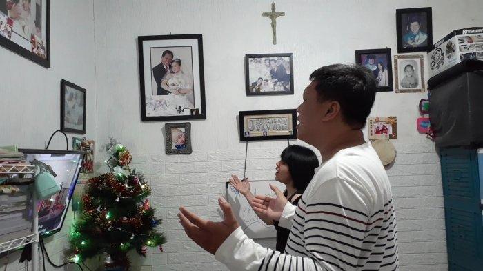 VIDEO: Ibadah Natal di Rumah, Keluarga Anton Semakin Menikmati Keharmonisan Keluarga ...