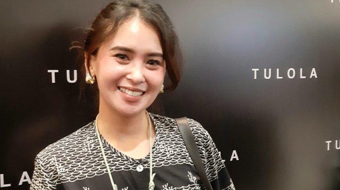 Tidak Hanya Bernyanyi, Ini Cerita Ayushita Bisa Bertahan di Industri ...