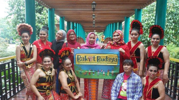 Cerita Dewi Marhaeni Lestarikan Tarian Tradisional Indonesia Lewat ...