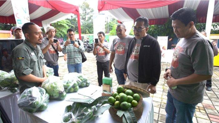 Emak-emak Serbu Booth Desa Kertawangi di Bazar Jurnalis Fest 2023, 200 ...