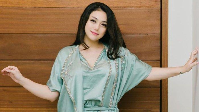 Belum Punya Pengalaman Tampil di Program Komedi, Ini Alasan Celine ...