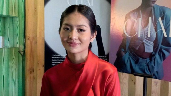 Pernah Ikut Modeling, Chainia Lovera Nyanyikan 'Bercanda' Usai Digaet ...