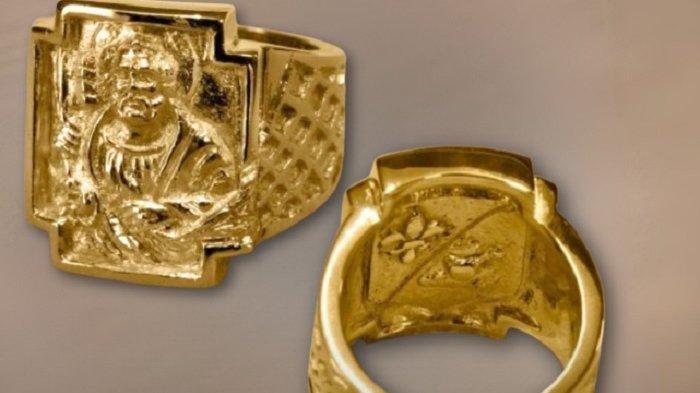 Penampakan Cincin Nelayan Paus Leo XIV dalam Pelantikan Resmi di Vatkan ...