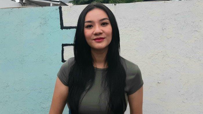 Cleopatra Djapri Kangen Bernyanyi hingga Joget Lagi Bareng JKT48 di ...