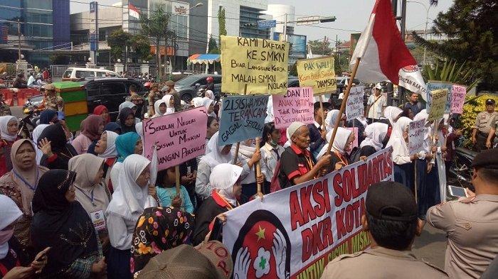 21 Siswa Miskin Depok Jadi Korban PPDB Zonasi, Geruduk Kemendikbud - Wartakotalive.com