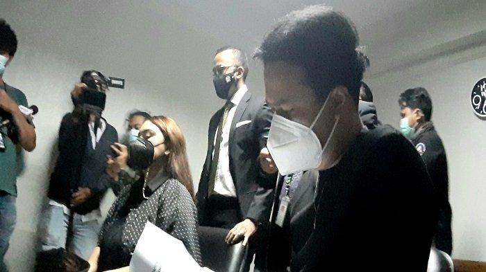 Dennis Lyla Ogah Tanggapi Tudingan KDRT dan Perselingkuhan dari Thalita ...