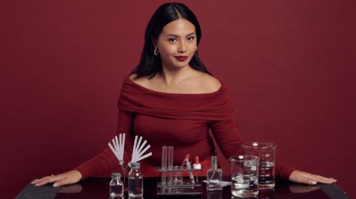 Cerita Diah Ayu Lestari Jadi Parfumer, Sering Diminta Racik Aroma ...