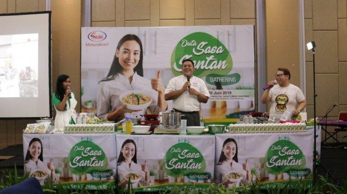 Duta Sasa Santan Jadi Inspirasi Dan Motivasi Ibu Rumah Tangga Indonesia ...