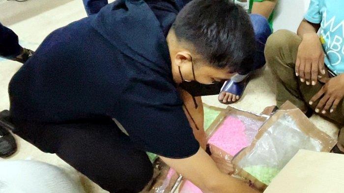 Polres Metro Jakarta Barat Gagalkan Peredaran Narkoba Jenis Ekstasi