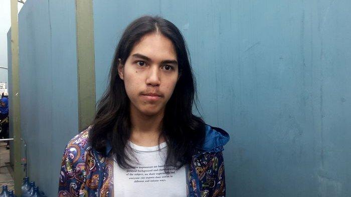 Alasan El Rumi Tidak Bawa Kado Spesial untuk Ahmad Dhani Saat ...