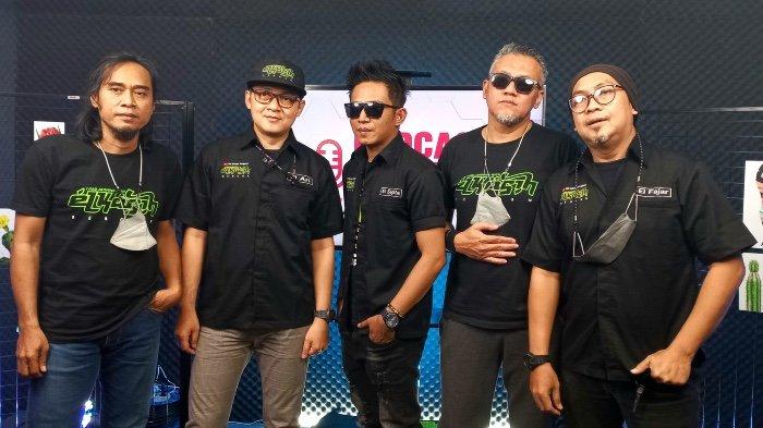 El Septa Menjadi Vokalis Baru, Elkasih Reborn Rilis 4 Lagu Tandai ...
