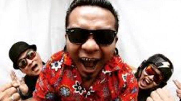 Erix Soekamti Vokalis Endank Soekamti Menikah Lagi Bersama Perempuan ...