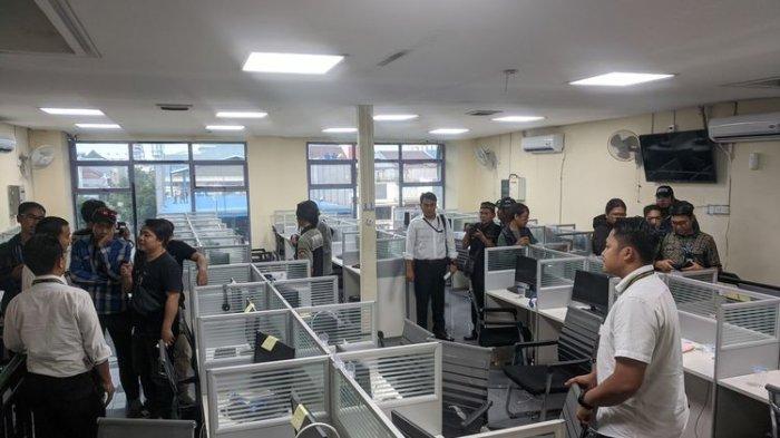 Lagi, Markas Pinjol Ilegal Digerebek Polisi, Kali Ini di PIK ...