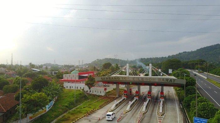 Gerbang Tol Cilegon Barat Sudah Kembali Beroperasi Setelah Terkurung ...