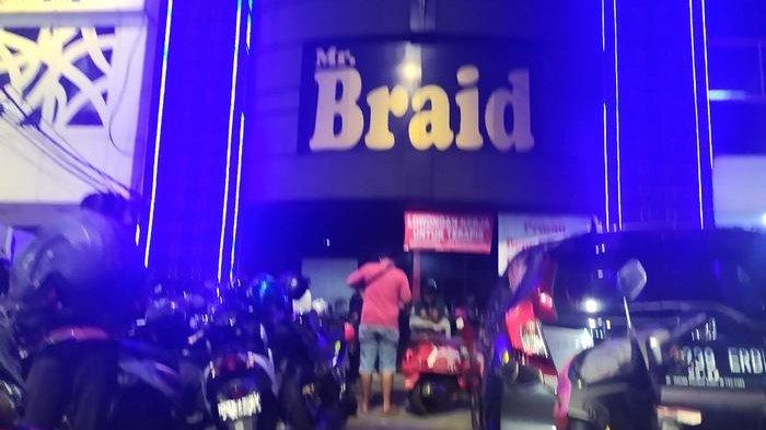 Pemilik Mengungkap Mr Bride Beda Manajemen dengan Griya Pijat Gives ...