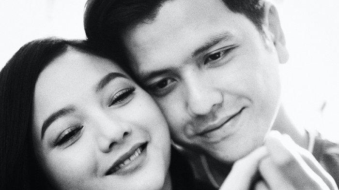 Glenca Chysara dan Rendi Jhon Nyanyikan 'Cinta Sampai Surga', Ade Govinda: Anthem Lagu ...