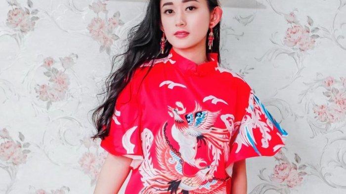 Lagu Mandarin Wo Men Bu Yi Yang Versi Helen Huang, Bikin Hati Bergetar, Simak Lirik dan Videonya ...