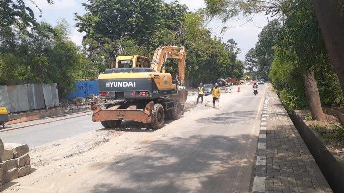 Ruas Jalan Perintis Kemerdekaan Cikokol Kota Tangerang Ditutup 1,5 ...