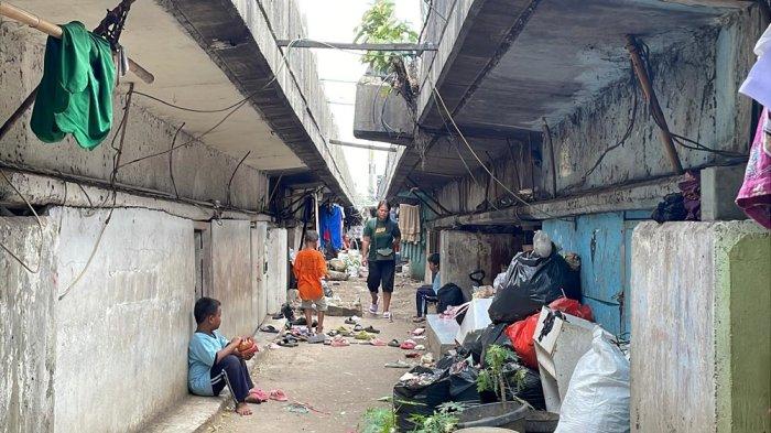 Beri Waktu Hingga Besok, Kampung Kolong Tol Angke Bakal Diratakan ...