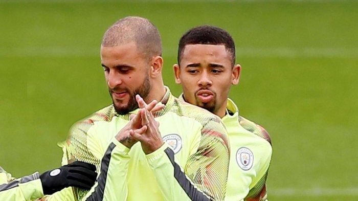 Gabriel Jesus, Kyle Walker dan Dua Staf Manchester City Positif Virus ...