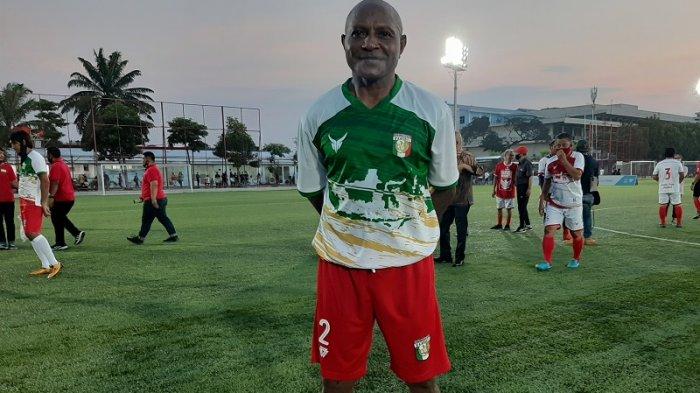 Alexsander Pulalo, Legenda Timnas yang Kini Latih SSB - Wartakotalive.com