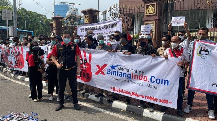 Gelar Aksi Damai Bersama Ratusan Wartawan, Alvin Lim Minta Polri Bijak ...