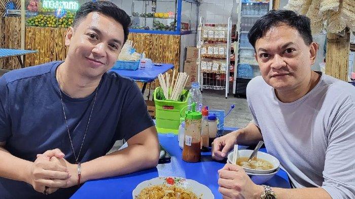 Unggah Foto Bareng Hedi Yunus Usai Pemakaman Carlo Saba, Mario Ginanjar: Tinggal Berdua, Pasti ...