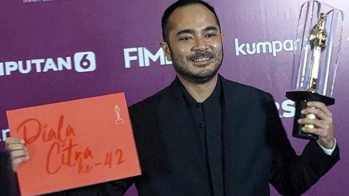 Marthino Lio Terpilih Sebagai Pemeran Pria Terbaik di FFI 2022 ...