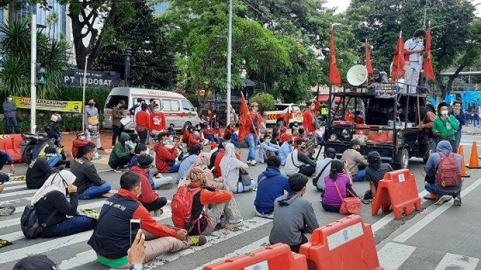 30 Orang Demonstrasi May Day di Patung Arjunawiwaha Gambir Diamankan ...