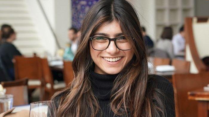 Kontrak Kerja Mia Khalifa Bintang Film Dewasa Banyak Dibatalkan Usai Dukung Serangan Hamas ke ...