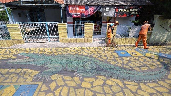 Warga Terpukau Melihat Mural Buaya di Trotoar, Lurah Semper Timur ...