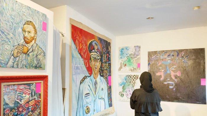 Pelukis Timotius Suwarsito Mengajak Lebih Peduli Isu Disabilitas di Pameran “Ngalap Berkah ...