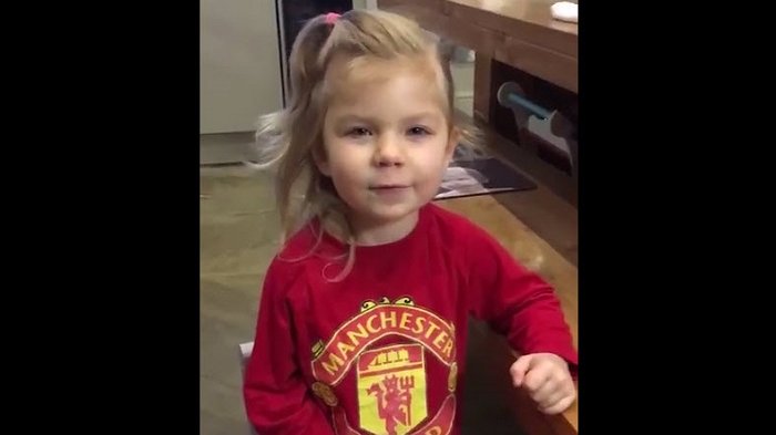 Yuk Kenalan dengan Penggemar Manchester United Termuda - Wartakotalive.com