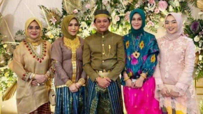 Ini Sosok Omar Muhammad Sahar, Undang Penyanyi Papan Atas Saat ...