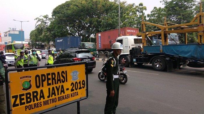 Lima Hari Operasi Zebra Digelar di Kota Bekasi, 800 Pengendara Ditilang Petugas - Wartakotalive.com