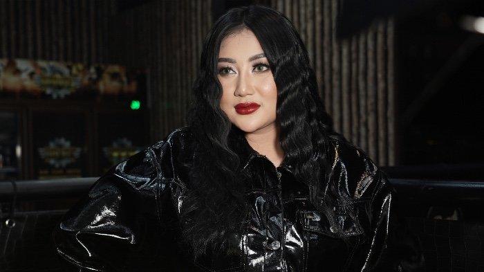 Nyanyikan Lagu 'Jual Cinta (Uwik Uwik)', Pamela Safitri: Duo Serigala Nggak Bubar dan Masih Ada ...