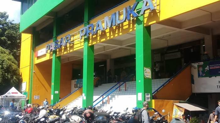 Pasar Pramuka Jakarta Timur Tetap Ramai di Massa PSBB ke-3 ...