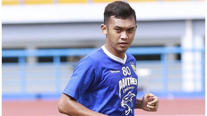 Kalahkan Beckham Putra, Abdul Aziz Terpilih Jadi Rookie of The Year 2019 di Skuad Persib Bandung ...