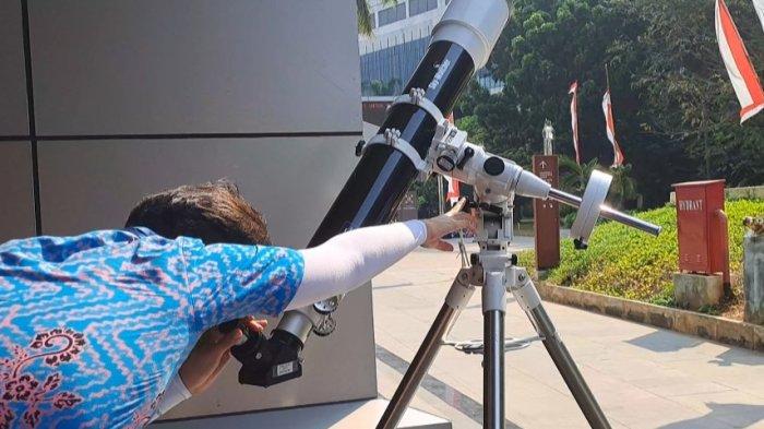 Pekan Astronomi di Taman Ismail Marzuki, Pelajar Antusias, Suguhan ...