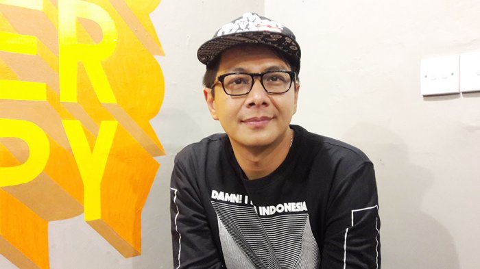 Delon Thamrin Ingin Menjadi Penyanyi Milenial, Terinspirasi Tiara ...