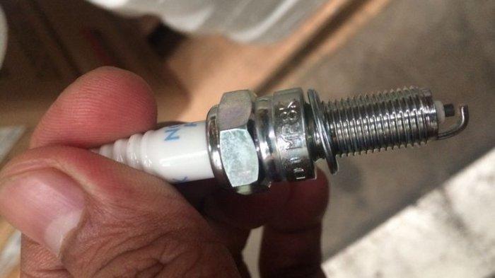 Perbedaan Busi Racing Iridium dengan Busi Standar, Amankah Dipakai ...