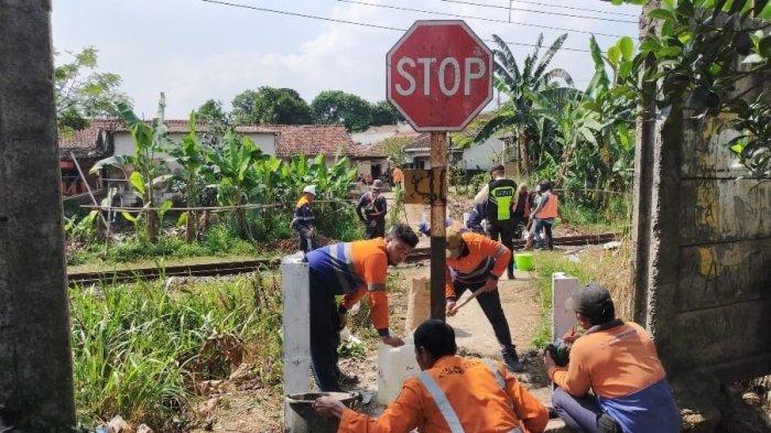 Perlintasan Sebidang Kereta Api Rawan Kecelakaan, PT KAI Daop 1 Jakarta Catat 55 Kasus di 2025 ...