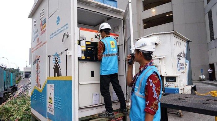 Penyambungan Listrik Sementara di Taman Anggrek, Power Bank PLN Pasok ...
