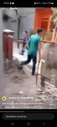 Viral Preman di Karawang Bawa Golok dan Minta Uang Rp 200.000 ke Warga yang Renovasi Rumah ...