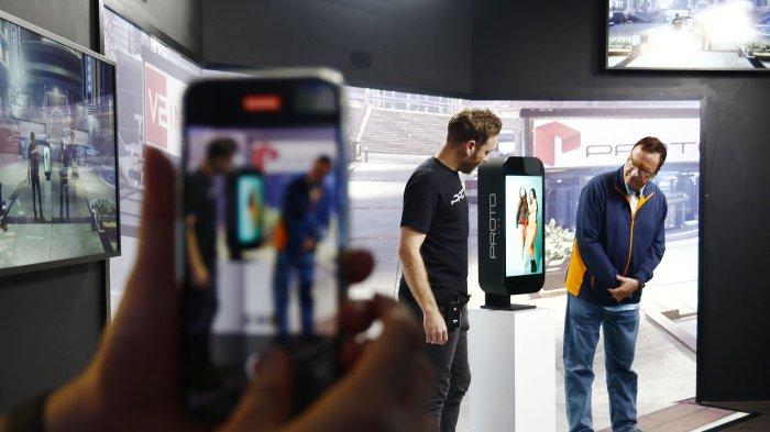 V2 Indonesia Perkenalkan Proto M, Perangkat Komunikasi dan Media ...