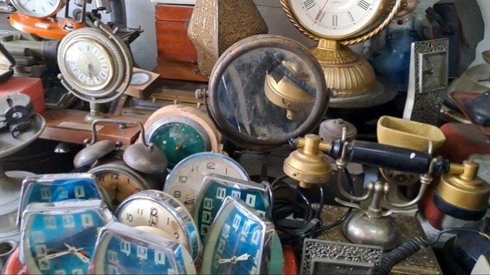 Wisata Jakarta: Pasar Barang Antik Jalan Surabaya Sepi Pembeli setelah ...