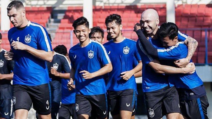 Latihan Bersama Tim PSIS Langsung Diikuti Pemain Barunya Brian Ferreira ...